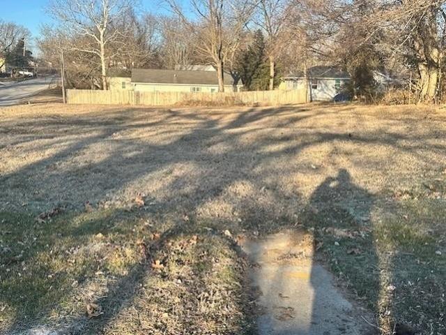 315 E Maple St, Nevada, MO 64772
