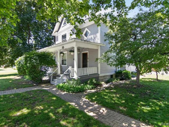 315 E Michigan Avenue