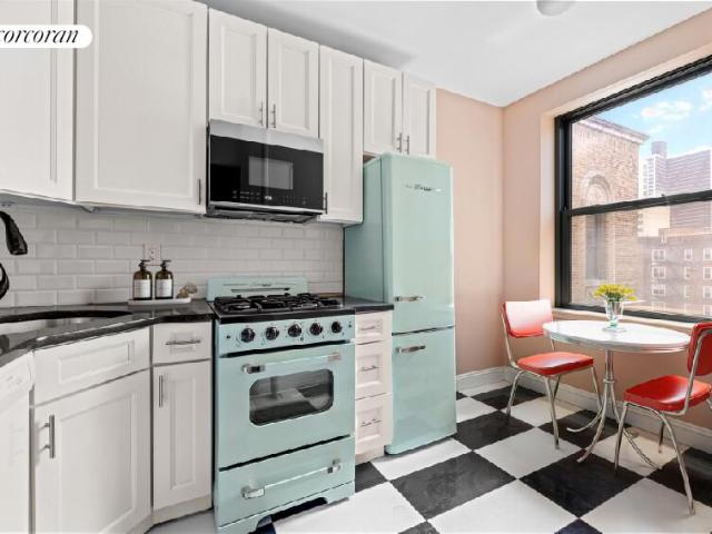 315 East 88th Street, New York, NY