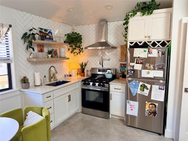 315 Easton Road # B