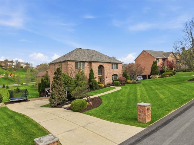 315 Fox Run Dr