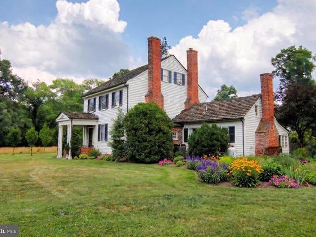 315 Farmhouse Rd, Accokeek, MD 20607