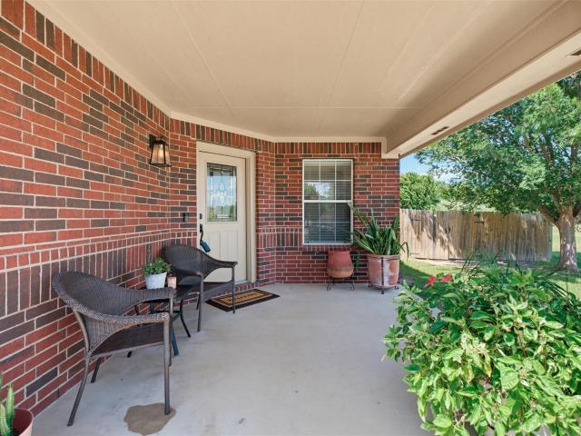 315 Floating Leaf Dr