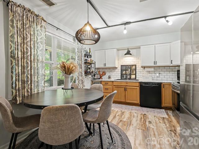 315 French Street