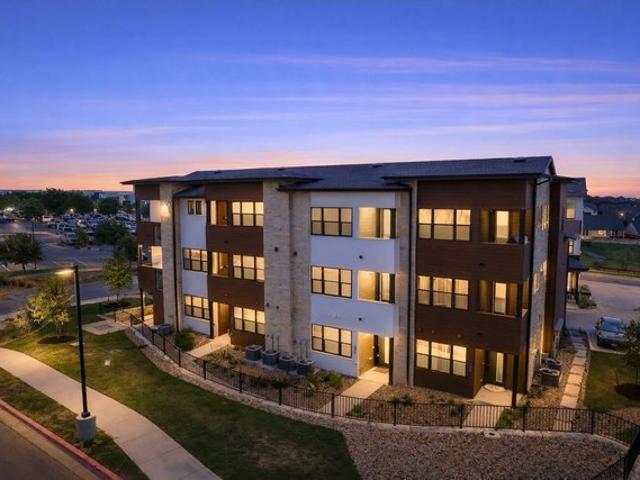 315 Holton Dr Unit 201, Austin, TX 78737