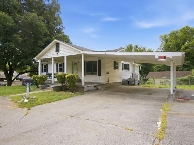 315 Hillsview Drive