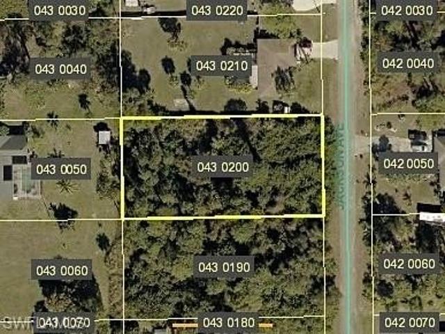 315 Jackson Ave Lot 20, Lehigh Acres, FL 33936