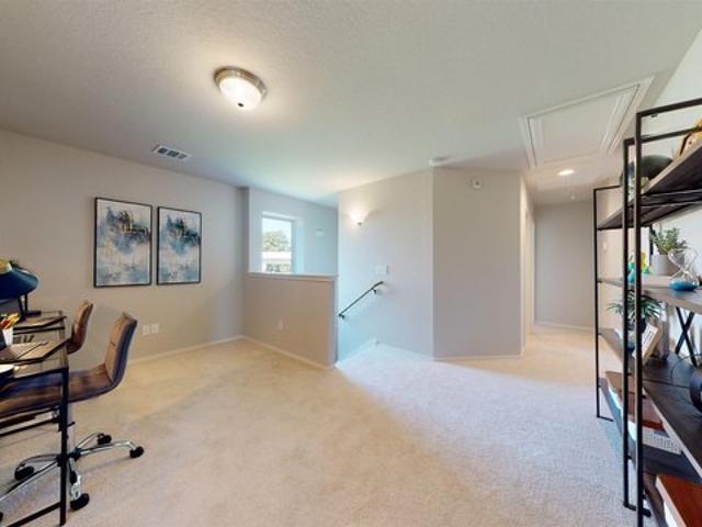 315 Jemison Trails Dr, Jemison, AL 35085