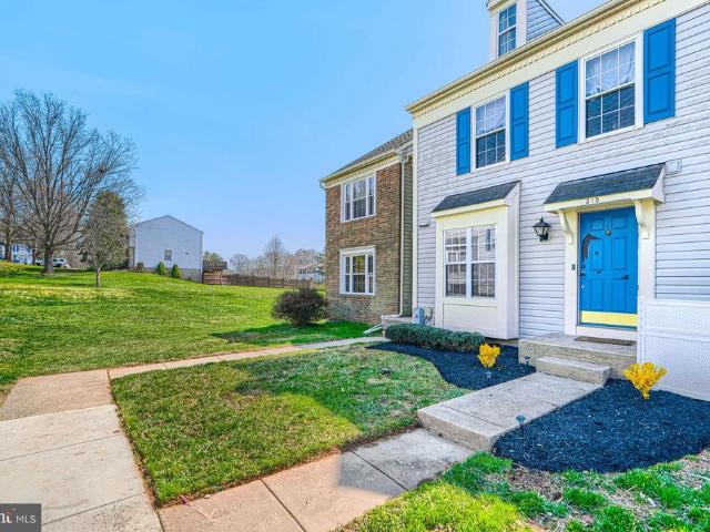 315 Overlea Place