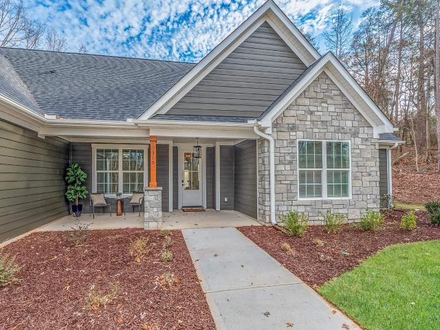 315 Lakefront Dr, Anderson, SC 29626 | MLS #1577 | Compass