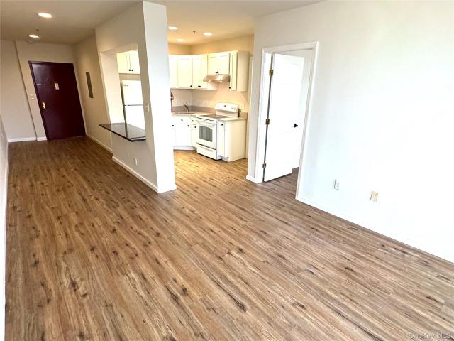 315 Main Street 3