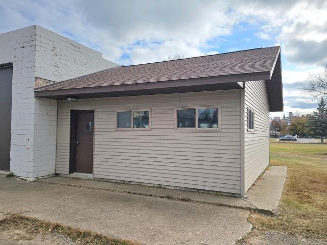 315 Main Street W