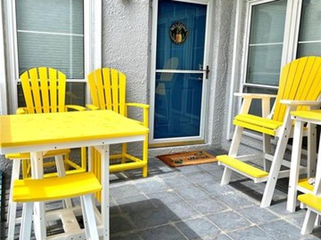 315 Medallion Blvd Apt H, Madeira Beach, FL 33708
