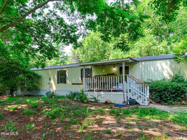 315 Messer Loop Rd, Burgaw, NC 28425