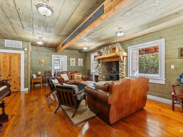 315 Middlefork