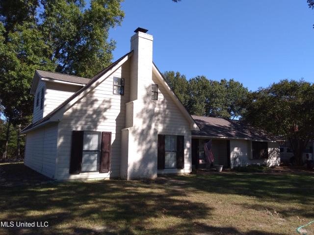 315 N Macarthur Circle