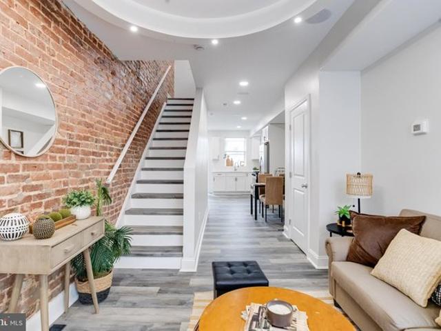 315 N Robinson St, Baltimore, MD 21224