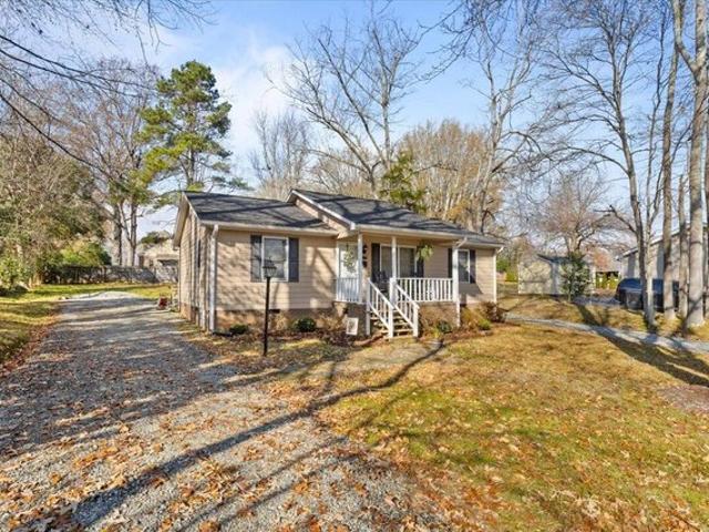 315 N Seventh St, Mebane, NC 27302