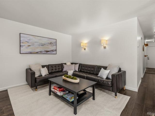 315 S 2nd Avenue # 105