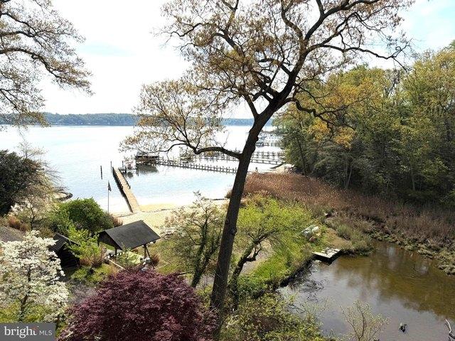 315 S Riverside Dr, Crownsville, MD 21032