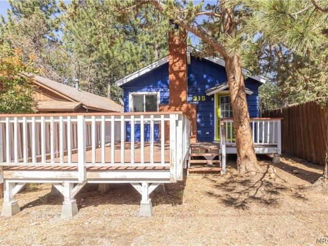 315 San Bernardino Dr, Sugarloaf, CA 92386
