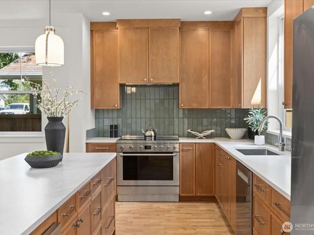 315 SE Andrews St, Issaquah, WA 98027