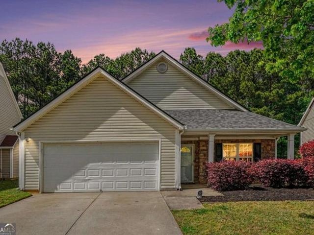 315 Shadowbrooke Cir, Loganville, GA 30052