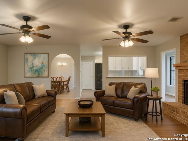 315 Simon Rd