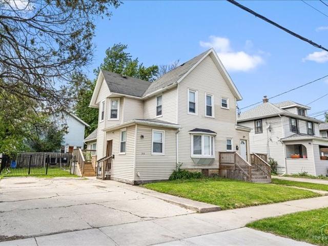 315 Pine St, Joliet, IL 60435