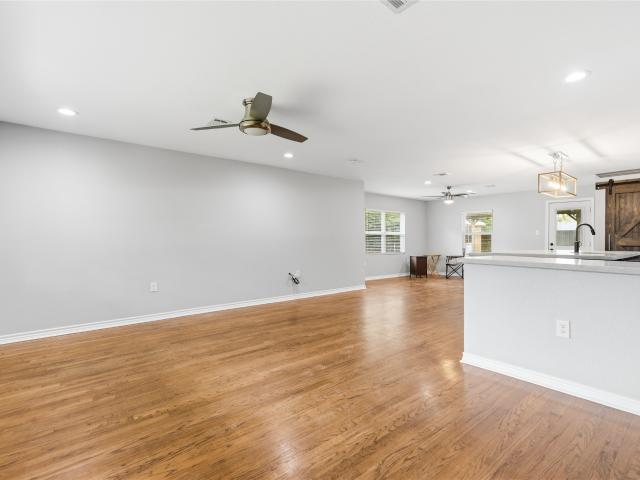 315 Roundabout Road