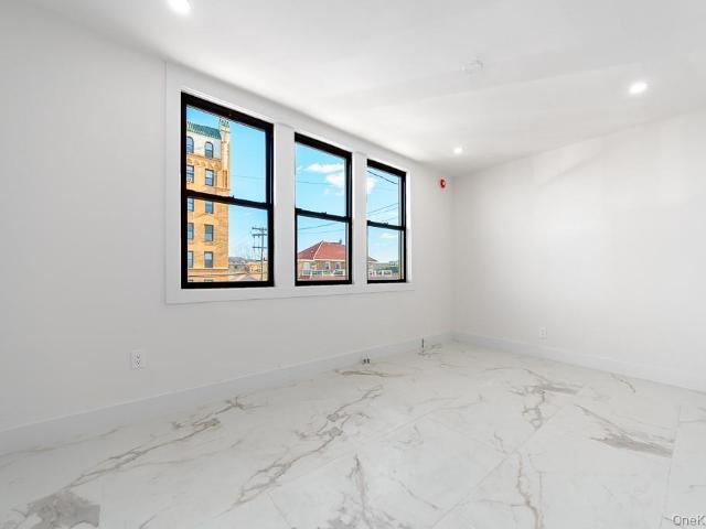 315 Riverside Boulevard 5