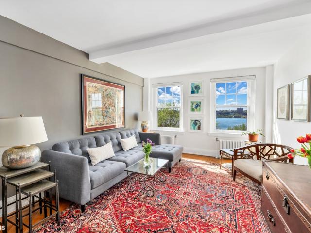315 Riverside Drive, New York, NY