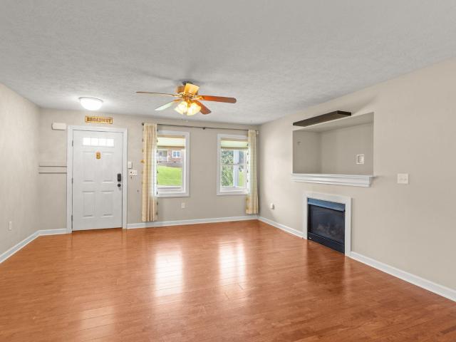 315 rustic ave