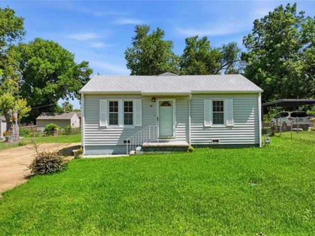 315 W 40th St, Sand Springs, OK 74063