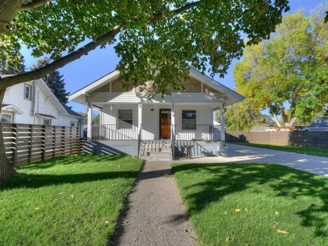 315 W 8th St, Loveland, CO 80537