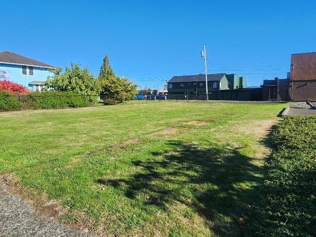 315 W 1st Street