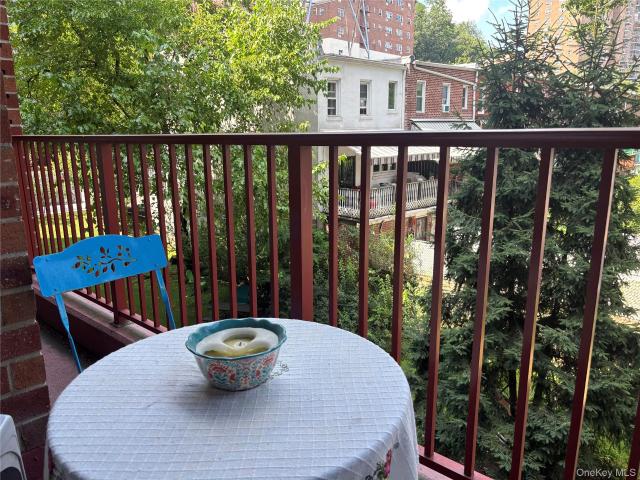 315 W 232nd Street 2M