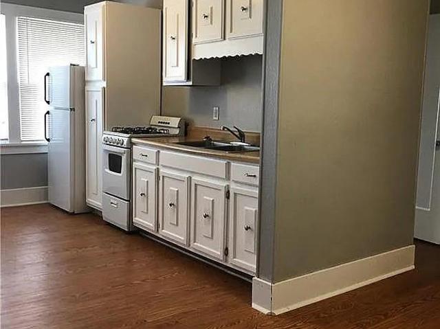 315 W 3 Street