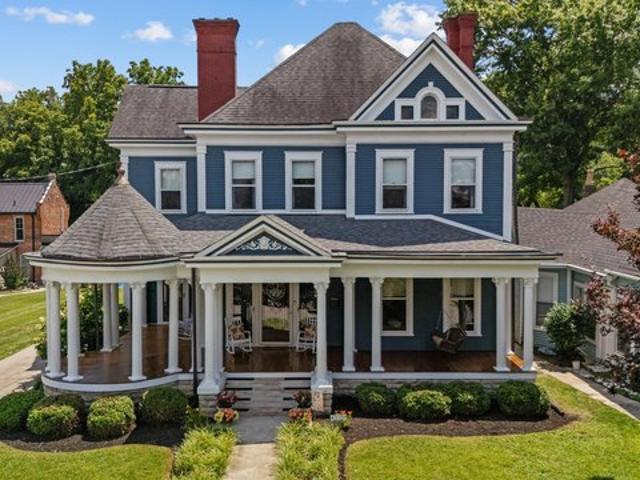 315 W 3rd St, Frankfort, KY 40601