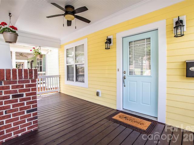 315 Woodvale Place