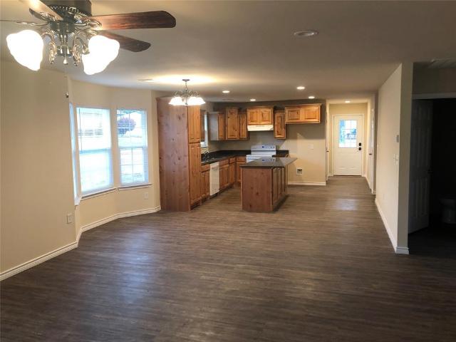 315 Water St, Whitesboro, TX 76273 | MLS #21199