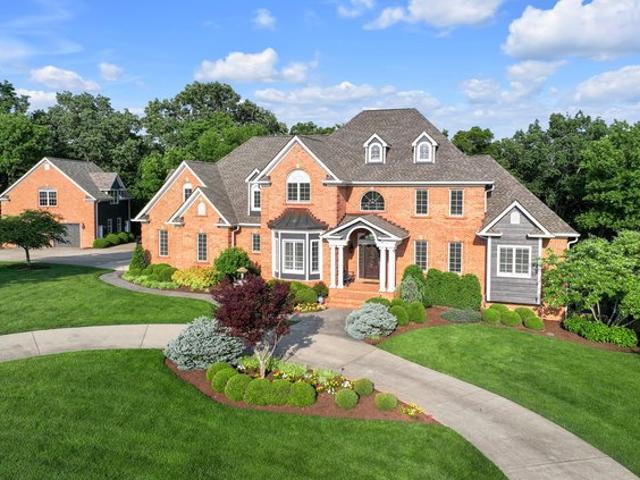 315 Whispering Brook Dr, Nicholasville, KY 40356