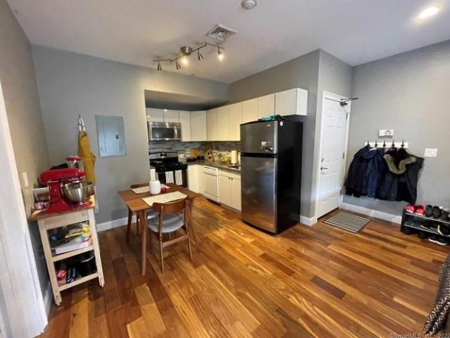 315 Whitney Ave #5C R New Haven, CT 06511