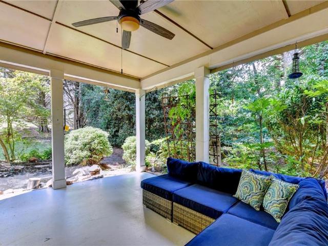315 Willow Crescent Way