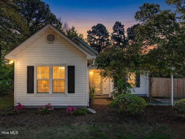 315 Tangle Oaks Ct SE, Leland, NC 28451