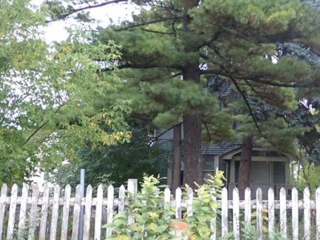 3164 N 35th St, Milwaukee, WI 53216