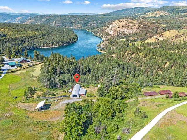 3164 Denney Ranch Way, Kettle Falls, WA 99141