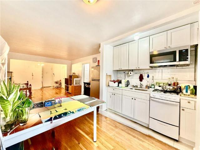 3165 Nostrand Avenue, Unit 1N