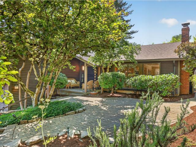 3165 sw raleighview dr