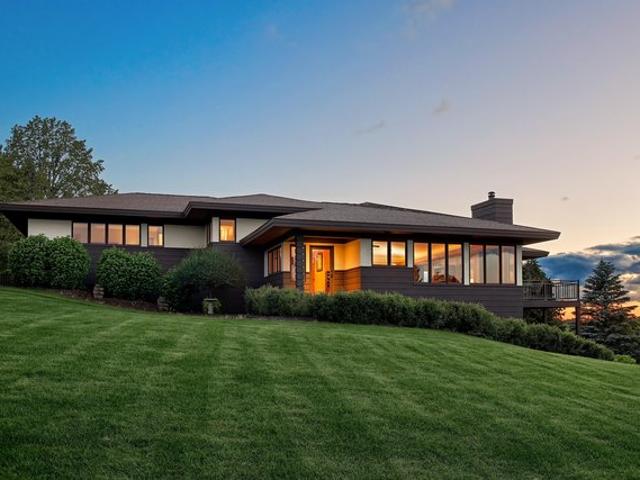 31665 County Road 1, Winona, MN 55947